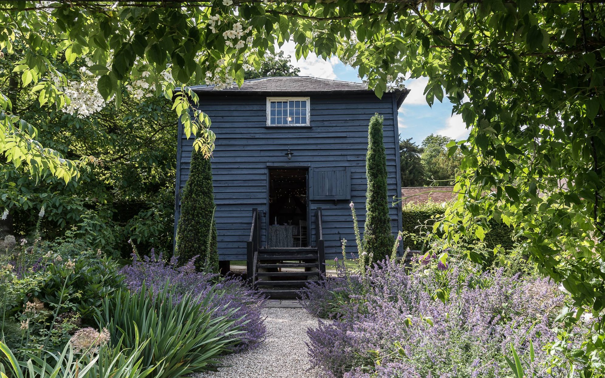 Dining | Garsington Opera