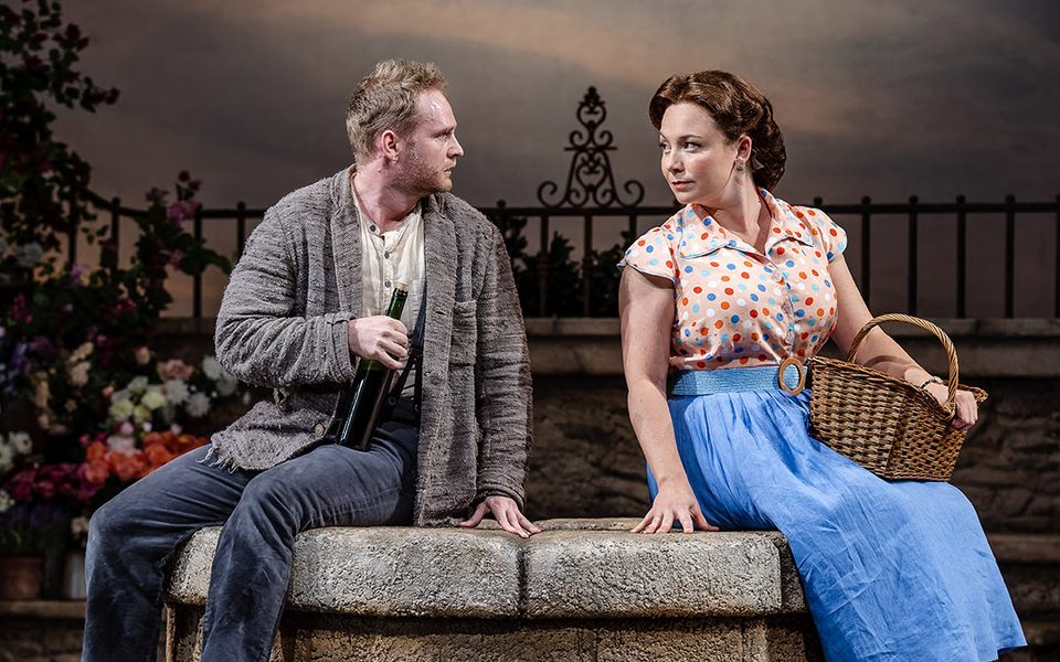 L'elisir d'amore | Garsington Opera